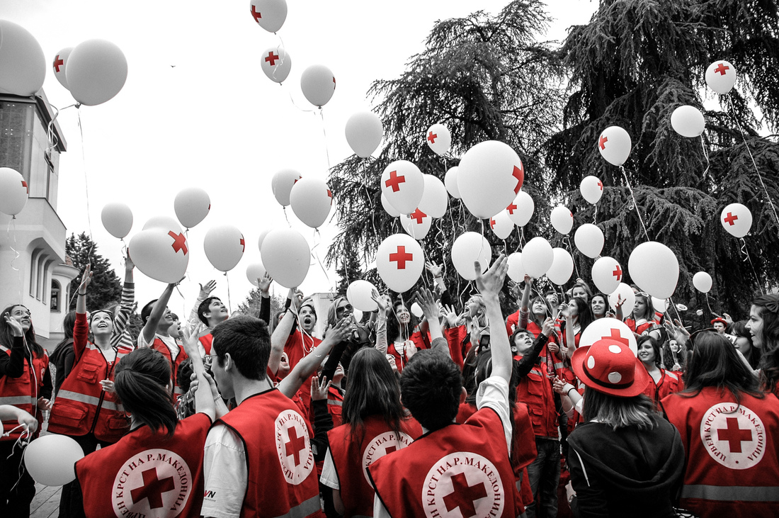 Red Cross Photography – Pixelgrapher